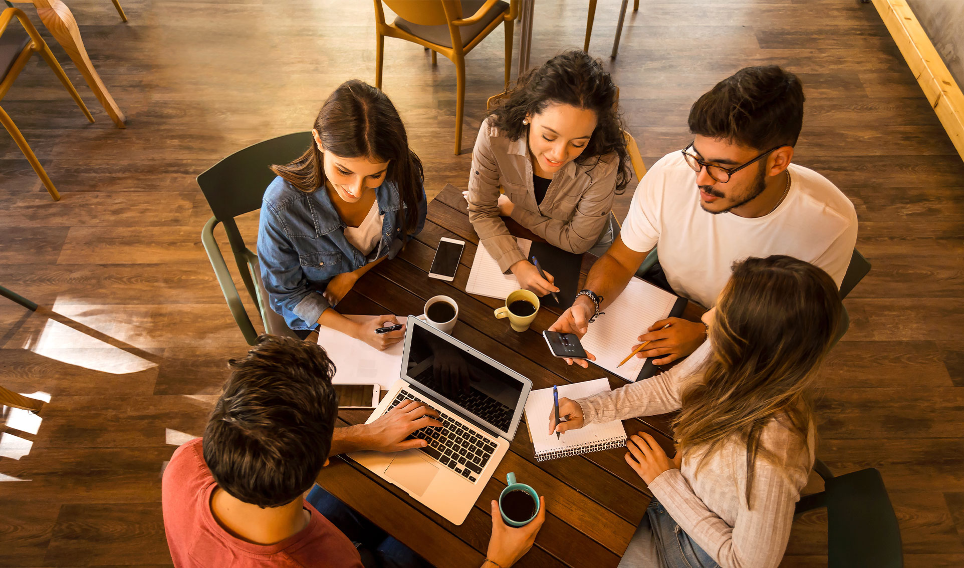 A Smart Start: Debit Cards that Turn Student Spending into Loyalty | CSI
